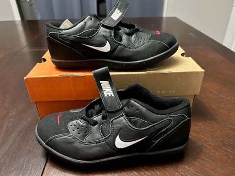 NIKE Zoom Discus Throwing Shoe M6.0 | SidelineSwap | Buy and Sell on ...
