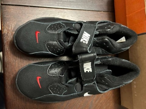 NIKE Zoom Discus Throwing Shoe M7.5 | SidelineSwap | Buy and Sell on ...
