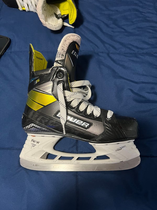 Used Bauer Supreme 3s Senior 6.5 Ice Hockey Skates | SidelineSwap