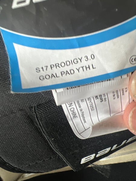Bauer prodigy goallie pads youth | SidelineSwap | Buy and Sell on ...