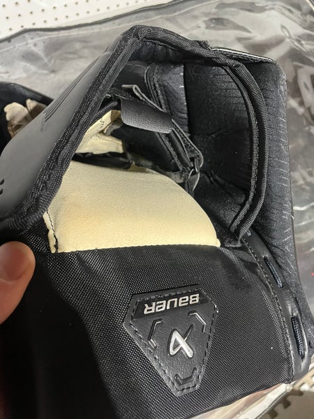 Bauer M5 pro goalie blocker | SidelineSwap | Buy and Sell on SidelineSwap