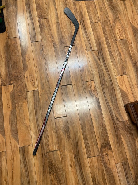 New Senior CCM Left Hand JetSpeed FT2 Hockey Stick P29 Pro Stock 70 ...