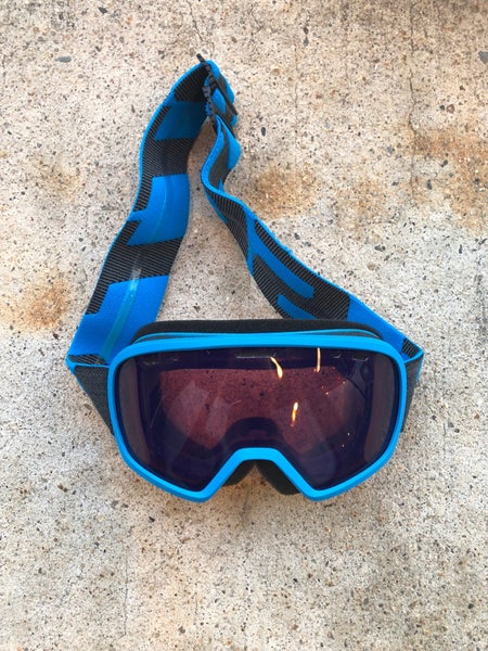Used Kid's Smith Aspect Snowboarding Helmet (Size: Small ...