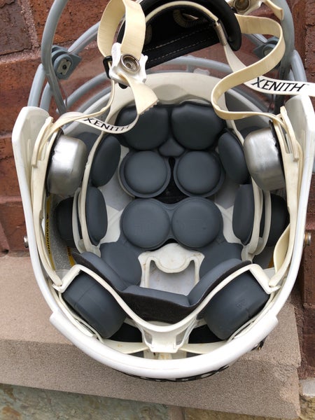 Used Medium Xenith X1 Helmet | SidelineSwap | Buy and Sell on SidelineSwap