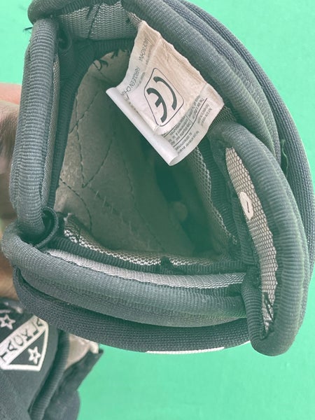 Used Tackla 5000 Gloves 9" | SidelineSwap | Buy and Sell on SidelineSwap