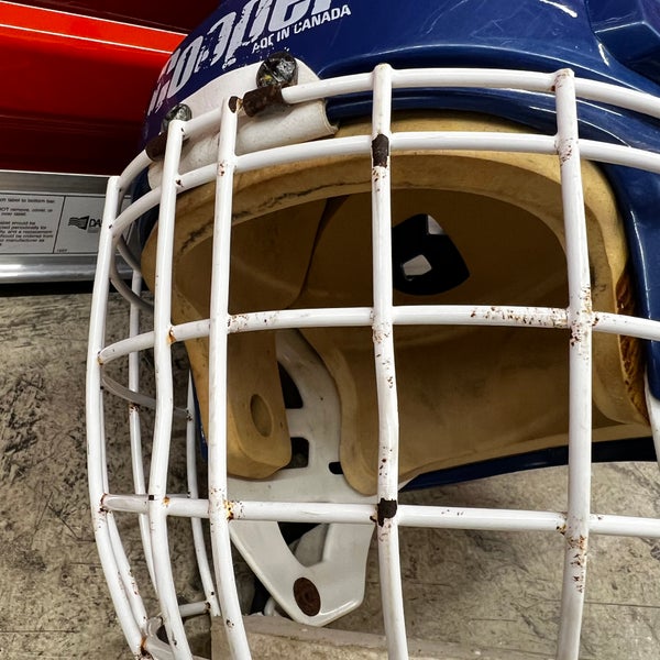 Cooper SK2000 Helmet + 2 Cages | SidelineSwap | Buy and Sell on ...