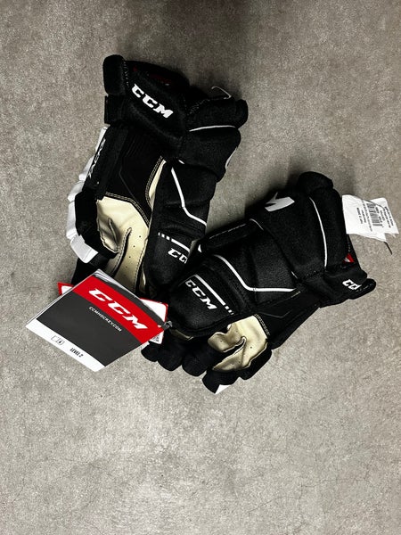 New CCM Vector Pro Gloves | SidelineSwap | Buy and Sell on SidelineSwap