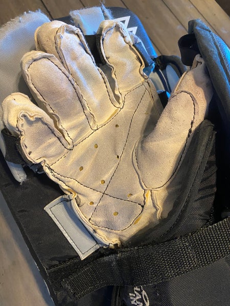 TPS Xhale Glove & Blocker | SidelineSwap | Buy and Sell on SidelineSwap