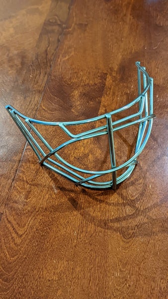 Senior Used Bauer/Itech 961 Single bar cateye cage | SidelineSwap | Buy ...