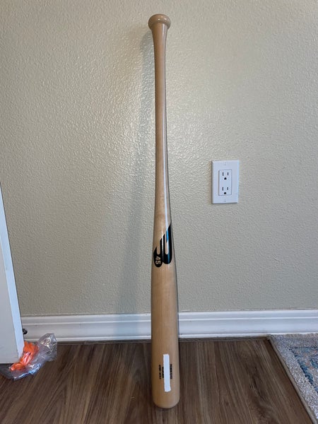 New B45 (-3) 31.5 oz 34" B243C Pro Select Bat | SidelineSwap | Buy and ...