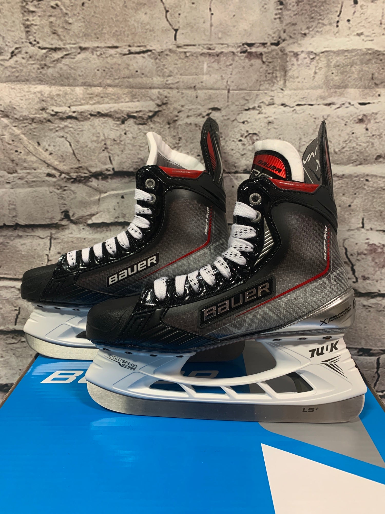 New Bauer Vapor X Shift Pro Hockey Skates Senior | SidelineSwap