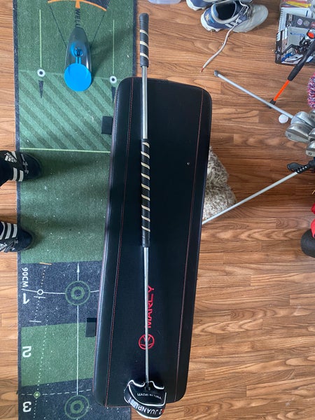Juan Putt Putter 44” | SidelineSwap | Buy and Sell on SidelineSwap
