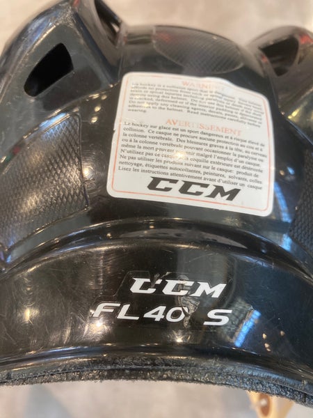 Used Small CCM FL40 Helmet | SidelineSwap | Buy and Sell on SidelineSwap