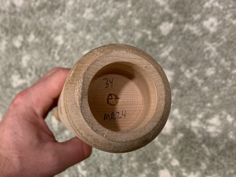 Maple Sam Bat 31.5 oz 34" MR24 | SidelineSwap | Buy and Sell on ...
