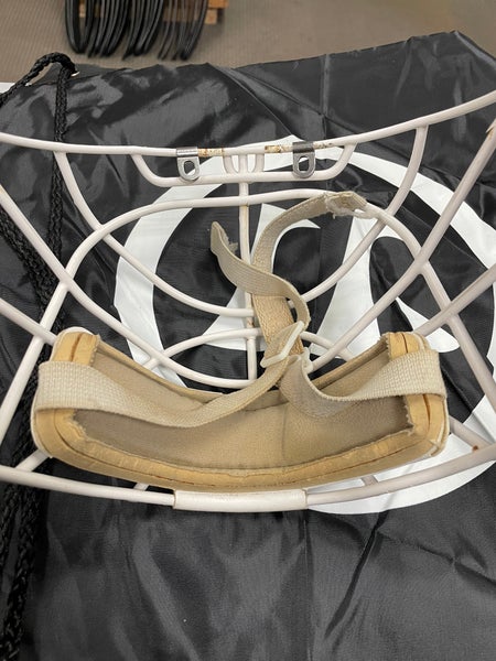 Used Cooper HM30 Goalie Mask | SidelineSwap | Buy and Sell on SidelineSwap