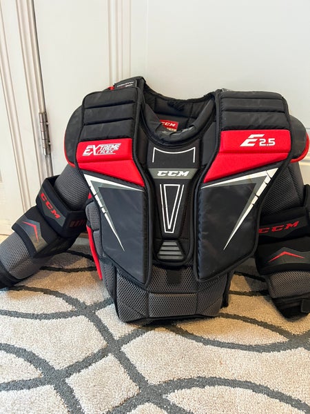 Used Large/Extra Large CCM Extreme Flex Shield E2.5 Goalie Chest ...