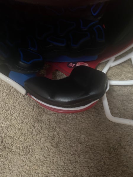 Schutt f7 (Red) (Medium) | SidelineSwap | Buy and Sell on SidelineSwap