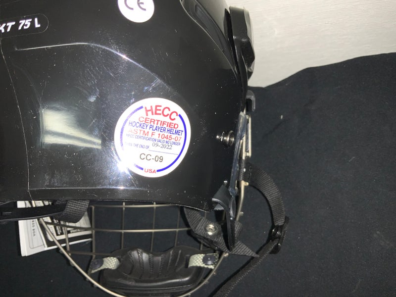 New Large Bauer Re-Akt 75 Helmet combo with face mask | SidelineSwap ...