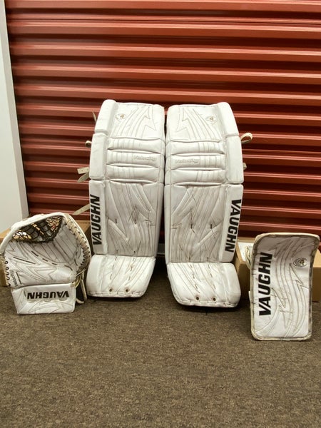 35" Regular Pro Stock Velocity V4 Goalie Full Set | SidelineSwap | Buy ...