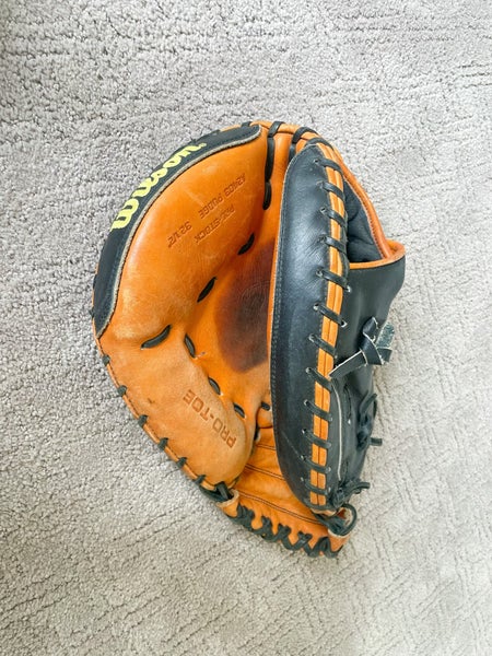 Used Catcher's 32.5" A2000 Baseball Glove | SidelineSwap | Buy and Sell ...