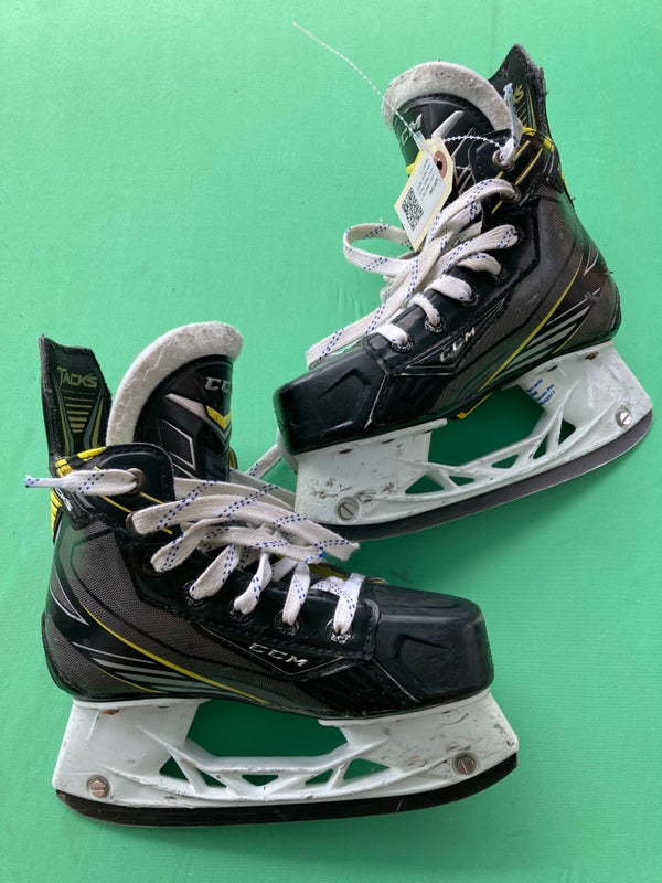 Junior Used CCM Super Tacks 9380 Hockey Skates D&R (Regular) 1.5 ...