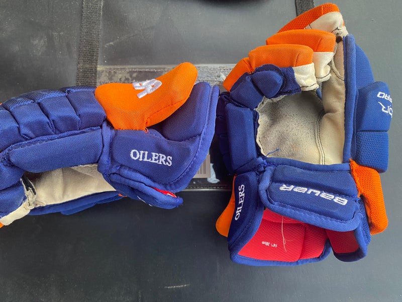Edmonton Oilers Pro Stock Bauer Gloves | SidelineSwap | Buy and Sell on ...