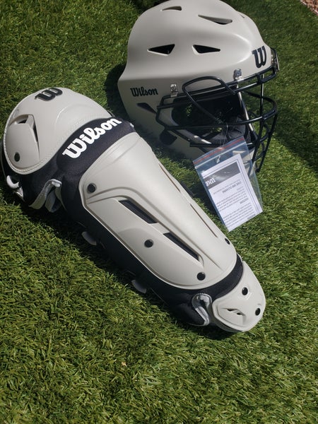 New Wilson EZ Gear Kit Catcher's Set | SidelineSwap | Buy and Sell on ...