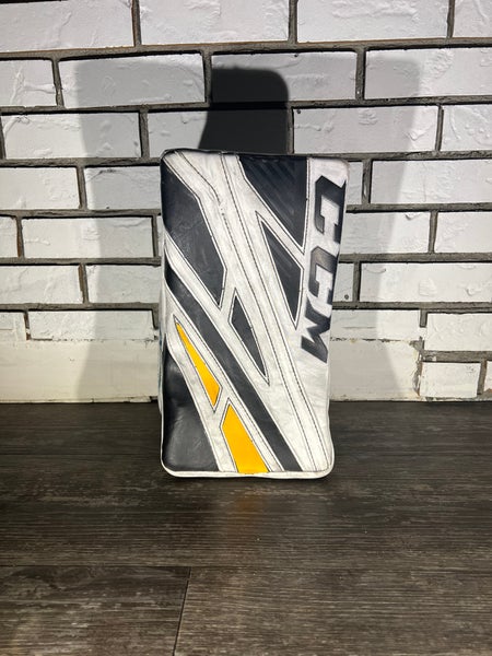 33" Regular Pro Stock Extreme Flex 4 Goalie Pads And Blocker ...