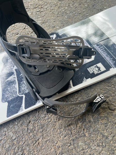 Used Men's 150cm Rome SDS Mechanic Snowboard with Bindings ...