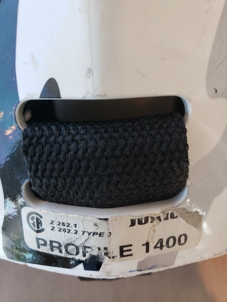 Junior Used Itech Profile 1400 Goalie Mask | SidelineSwap | Buy and ...