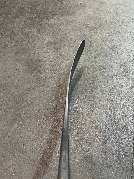 Sick Kids Austin Matthews Senior Left Hand P29 Pro Stock Hockey Stick ...