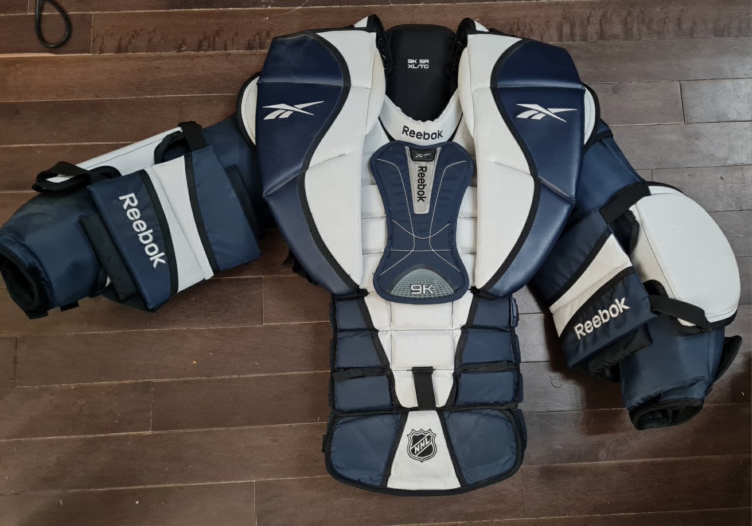Used XL Reebok 9K Goalie Chest Protector | SidelineSwap