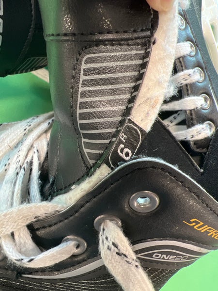 Intermediate Used Bauer Supreme One20 Hockey Skates D&R (Regular) 6.0 ...