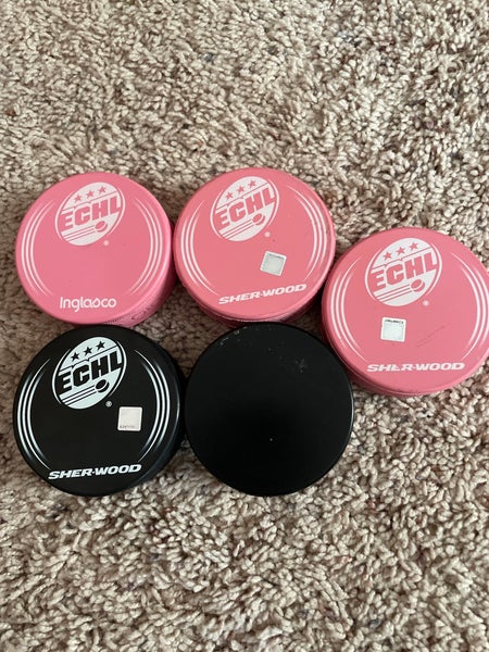 Fort Wayne Komets ECHL Signed Pucks | SidelineSwap | Buy and Sell on ...