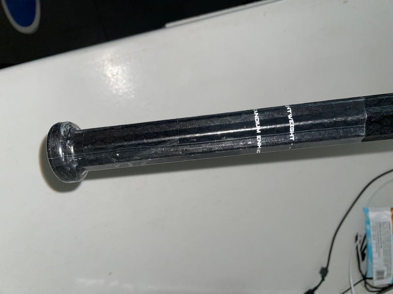 LAST ONE New Gait Ice lacrosse Shaft BLACK | SidelineSwap | Buy and ...