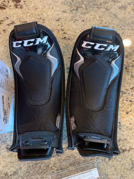 CCM XS Slim Tongue Senior Large | SidelineSwap | Buy and Sell on ...