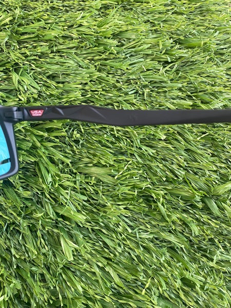 Oakley Sutro Sunglasses Sidelineswap Buy And Sell On Sidelineswap