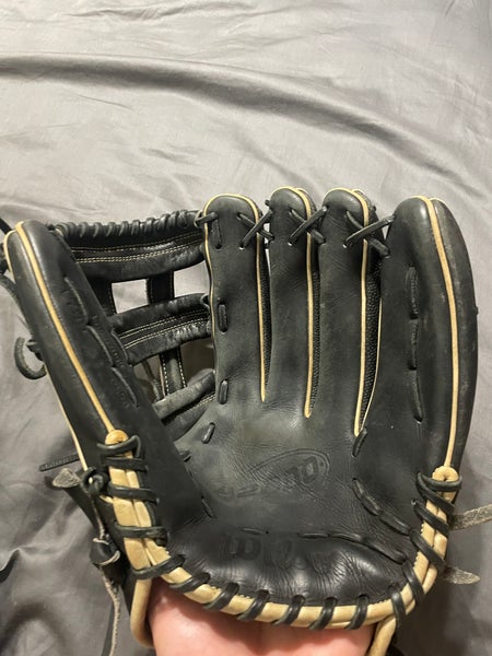 Used Outfield 12.75" A2000 Baseball Glove | SidelineSwap | Buy and Sell ...