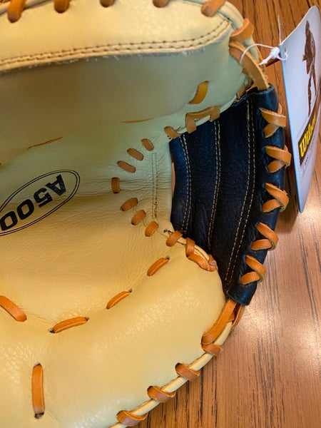 Gold New Wilson A500 Catchers Mitt | SidelineSwap | Buy and Sell on ...
