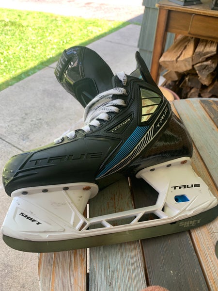 Used True Regular Width Size 7 Pro Custom Hockey Skates | SidelineSwap ...