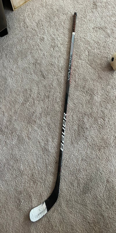 Custom purple new Bauer Vapor hyperlite 2 | SidelineSwap