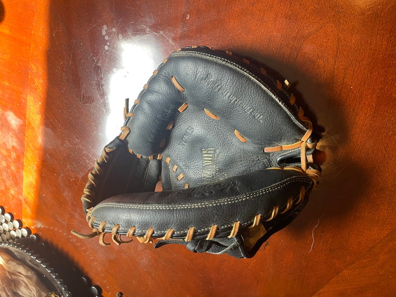 Right Hand Throw 33.5" Catcher's Glove | SidelineSwap | Buy and Sell on ...