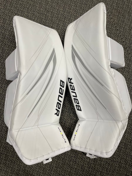 Bauer White Hyperlite 2 Medium (34”) Goal Set | SidelineSwap | Buy and ...