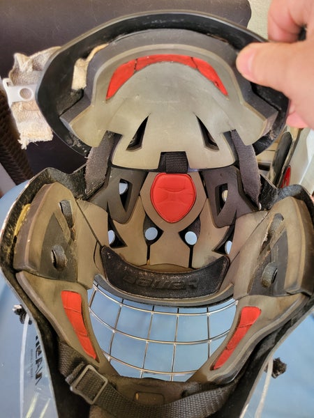 Senior Itech NV7 Goalie Mask | SidelineSwap | Buy and Sell on SidelineSwap