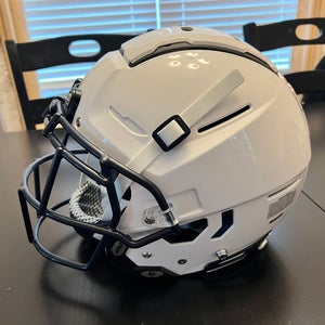 Schutt F7 LX1 Helmet 2022 with Face Mask and upgraded chin strap, Youth ...