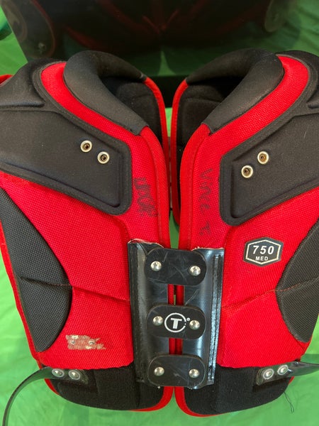 Used Tag Alt II 750 Medium Shoulder Pads | SidelineSwap | Buy and Sell ...