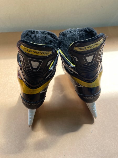 Bauer Supreme Comp Hockey Skates | INT 5.5 | Extra Wide | SidelineSwap ...