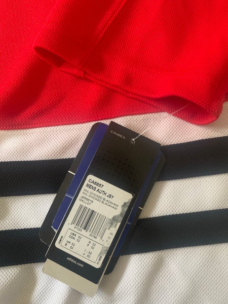 Jonathan Toews Authentic Home Jersey | SidelineSwap | Buy and Sell on ...