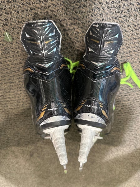 Youth Used Bauer Supreme Matrix Hockey Skates D&R (Regular) 13.0 ...