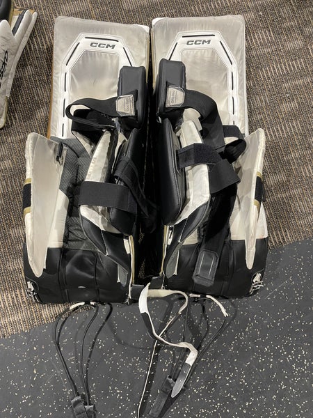 33+1 Pro Stock Axis 2 Pro Goalie Full Set | SidelineSwap | Buy and Sell ...